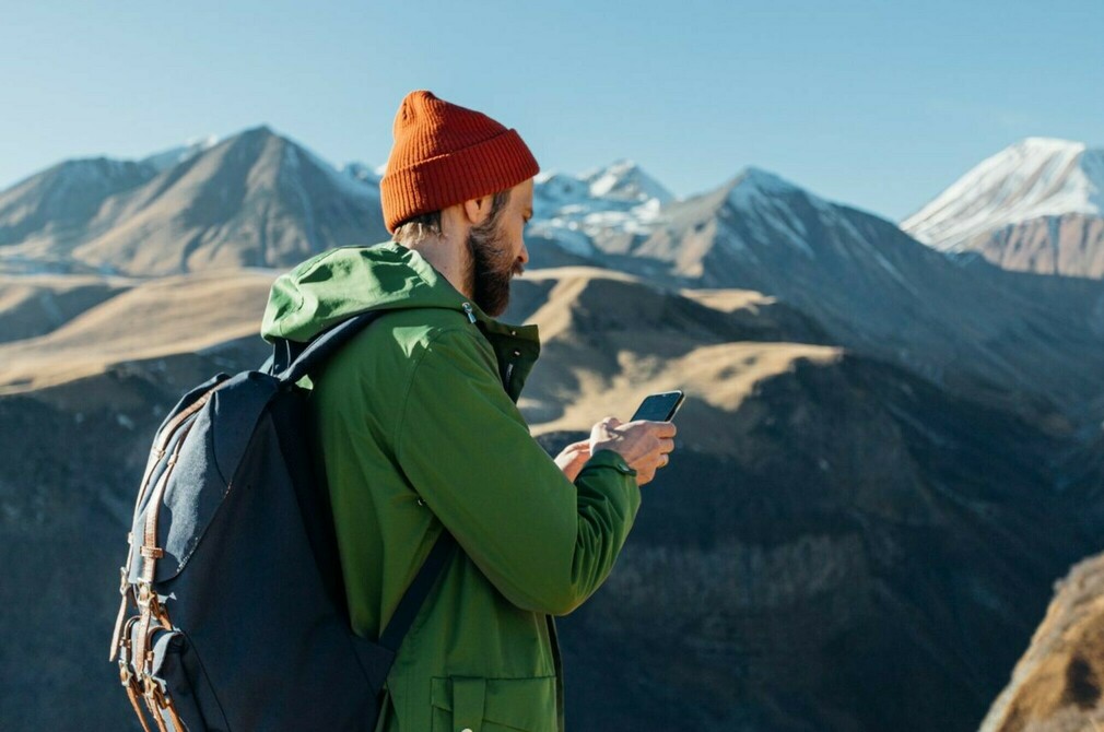 How to keep using your phone overseas - Consumer NZ